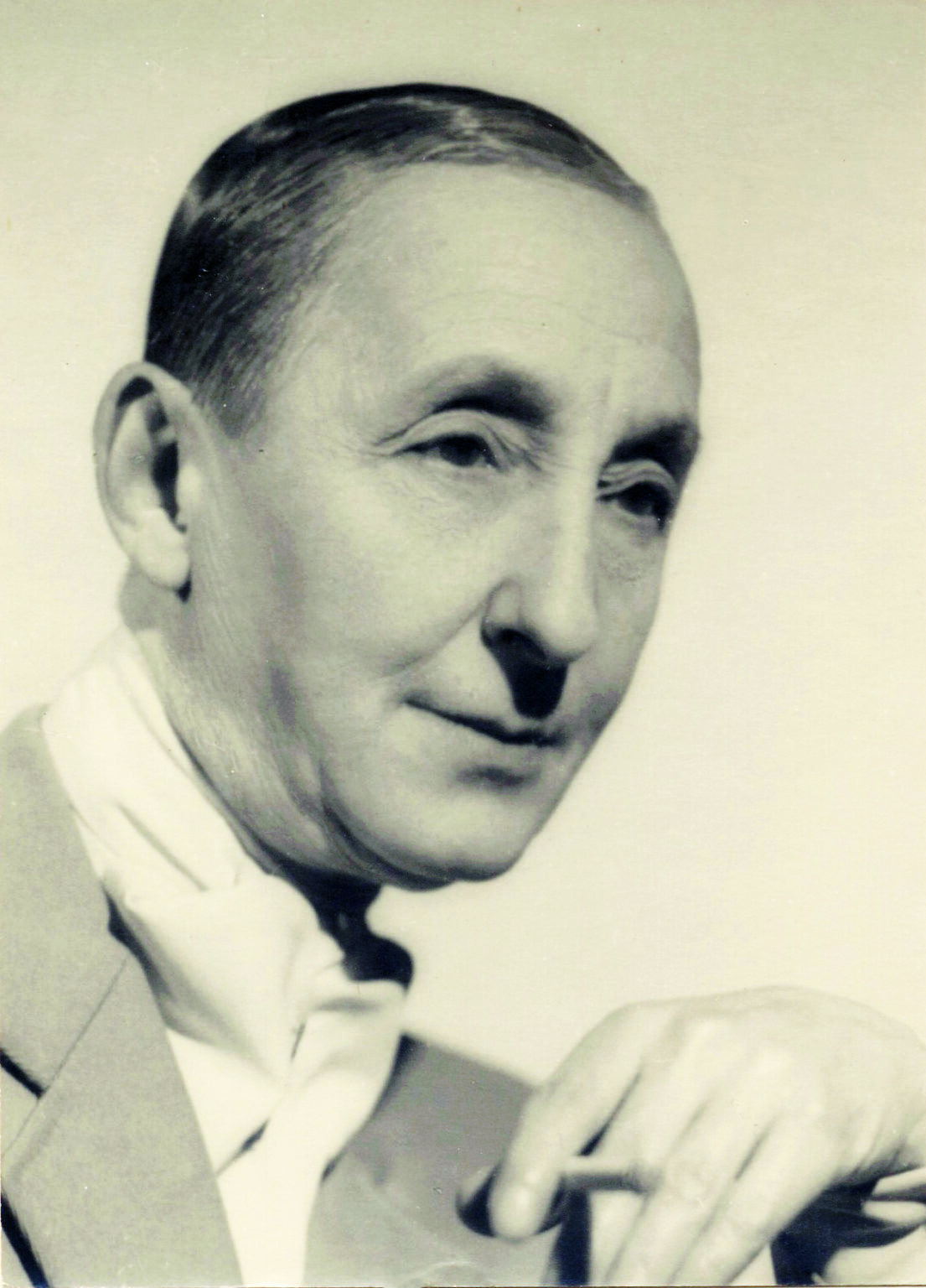 de sprong in het licht. Marlow Moss (1889-1958) – De Witte Raaf